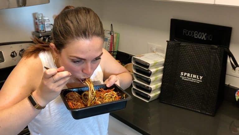 Sprinly Review: How Good Is This Pre-Made Vegan Meal Delivery Service ...